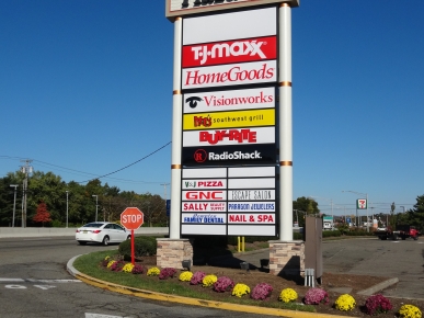 Signs Designed & Fabricated for Multi-Tenant Shopping Centers | Butler ...