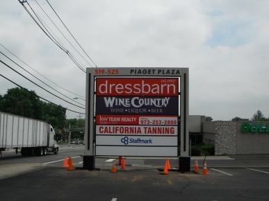 Signs Designed & Fabricated for Multi-Tenant Shopping Centers | Butler ...